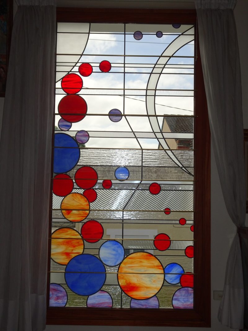 Vitrail personnalisé - confiez votre projet à un spécialiste